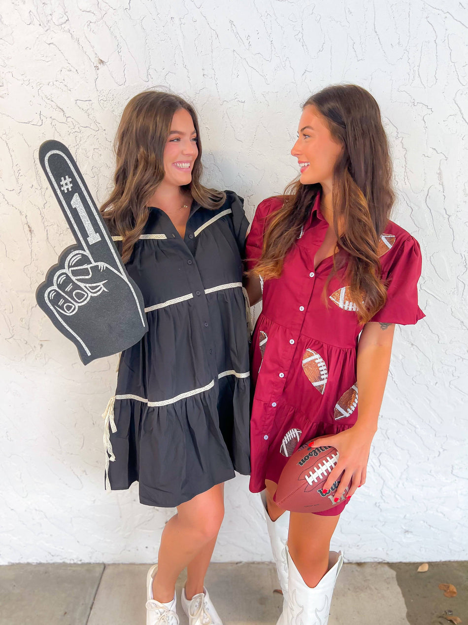 Cocky in Carolina Colors: Essential Garnet and Black Gameday Outfits ...